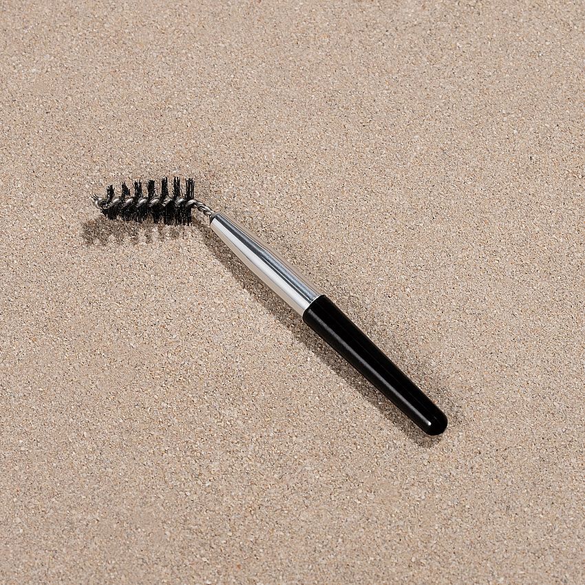 Surreal Seal Eyebrow Wax | Angled Eyebrow Brush | Asteri Saudi Arabia